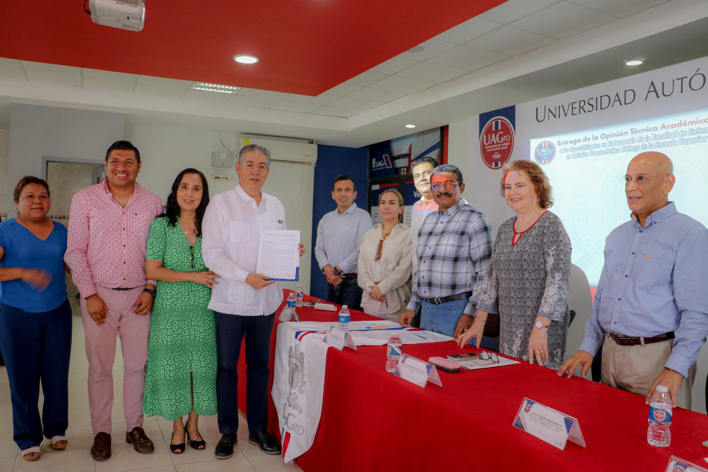 Consolida la UAGro sus programas educativos de calidad. - Interdiálogos